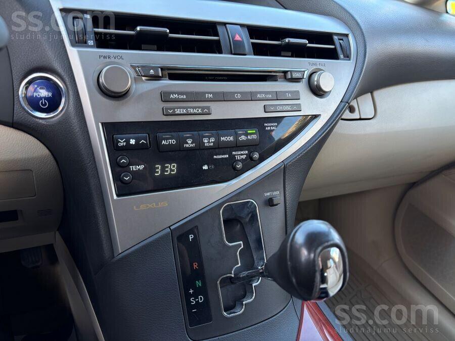 Белый Лексус РХ 2012 в Рига, объемом двигателя 3.50 л и пробегом 210 тыс. км за 11950 €, фото 16 на AUTOMOTO.COM.LV