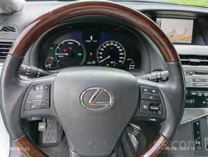 White Lexus RX 2012 in Bauska, with an engine capacity of 3.50 L and mileage of 255 thousand km for 12900 €, photo 13 on AUTOMOTO.COM.LV
