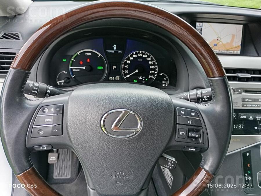 White Lexus RX 2012 in Bauska, with an engine capacity of 3.50 L and mileage of 255 thousand km for 12900 €, photo 13 on AUTOMOTO.COM.LV