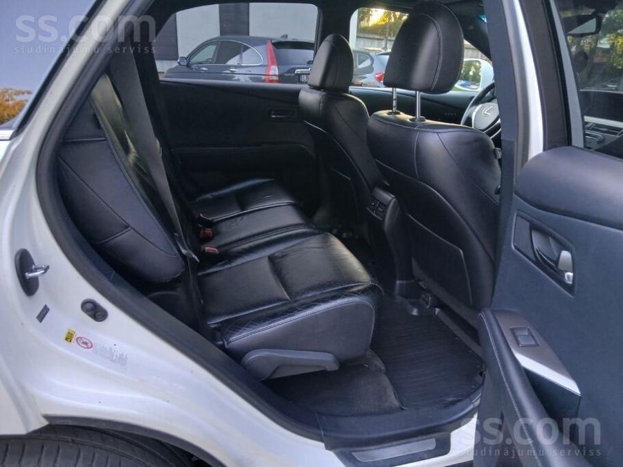 Balts Lexus RX 2012 Rīga, ar dzinēja tilpumu 3.50 L un nobraukumu 173 tūkst. km par 17500 €, foto 12 vietnē AUTOMOTO.COM.LV