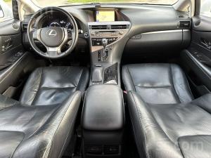 White Lexus RX 2012 in Riga, with an engine capacity of 3.50 L and mileage of 293 thousand km for 13100 €, photo 16 on AUTOMOTO.COM.LV