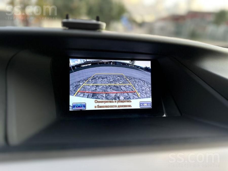 White Lexus RX 2012 in Riga, with an engine capacity of 3.50 L and mileage of 293 thousand km for 13100 €, photo 21 on AUTOMOTO.COM.LV