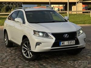 White Lexus RX 2012 in Riga, with an engine capacity of 3.50 L and mileage of 293 thousand km for 13100 €, photo 28 on AUTOMOTO.COM.LV