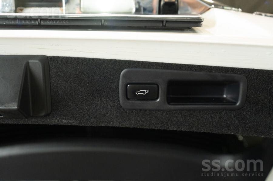 Balts Lexus RX 2013 Rīga, ar dzinēja tilpumu 3.50 L un nobraukumu 127 tūkst. km par 19900 €, foto 31 vietnē AUTOMOTO.COM.LV