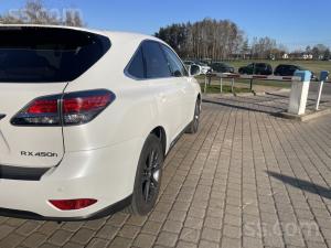 Balts Lexus RX 2013 Rīga, ar dzinēja tilpumu 3.50 L un nobraukumu 165 tūkst. km par 18850 €, foto 4 vietnē AUTOMOTO.COM.LV