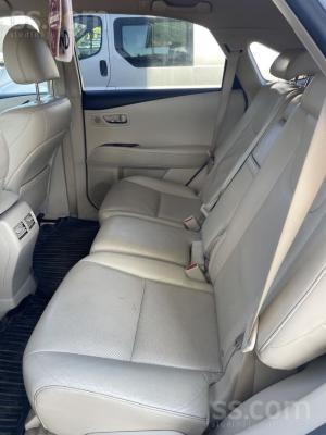 Balts Lexus RX 2013 Rīga, ar dzinēja tilpumu 3.50 L un nobraukumu 165 tūkst. km par 18850 €, foto 12 vietnē AUTOMOTO.COM.LV