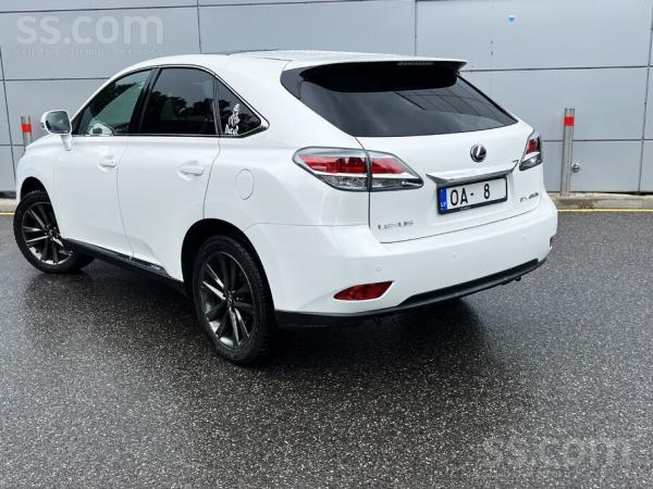Balts Lexus RX 2013 Rīga, ar dzinēja tilpumu 3.50 L un nobraukumu 127 tūkst. km par 18888 €, foto 4 vietnē AUTOMOTO.COM.LV