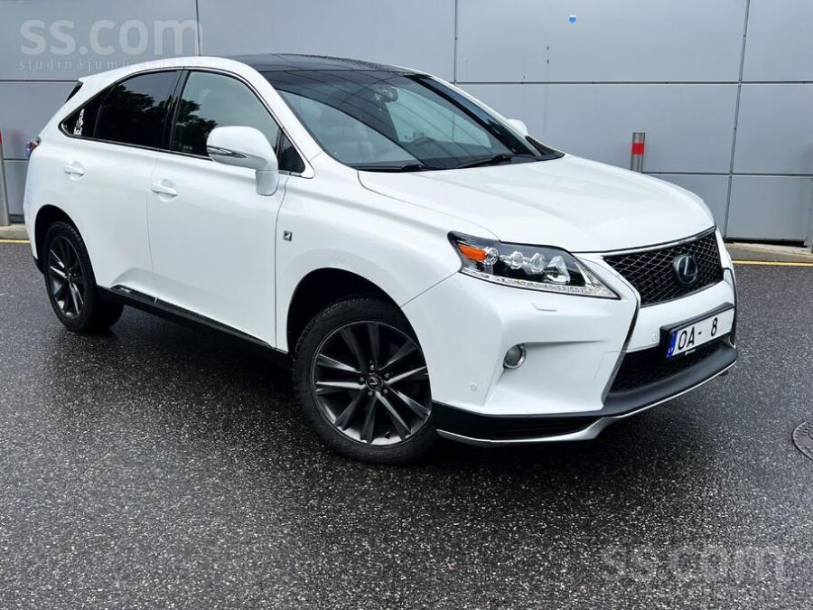 Balts Lexus RX 2013 Rīga, ar dzinēja tilpumu 3.50 L un nobraukumu 127 tūkst. km par 17888 €, foto 1 vietnē AUTOMOTO.COM.LV