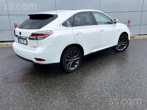 Balts Lexus RX 2013 Rīga, ar dzinēja tilpumu 3.50 L un nobraukumu 127 tūkst. km par 17888 €, foto 4 vietnē AUTOMOTO.COM.LV