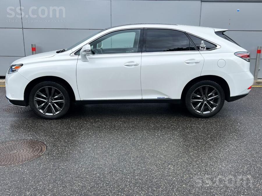 Balts Lexus RX 2013 Rīga, ar dzinēja tilpumu 3.50 L un nobraukumu 127 tūkst. km par 17888 €, foto 6 vietnē AUTOMOTO.COM.LV