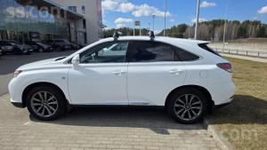 White Lexus RX 2014 in Riga, with an engine capacity of 3.50 L and mileage of 190 thousand km for 16900 €, photo 5 on AUTOMOTO.COM.LV