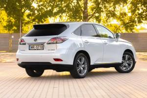 White Lexus RX 2014 in Jelgava, with an engine capacity of 3.50 L and mileage of 133 thousand km for 17900 €, photo 6 on AUTOMOTO.COM.LV