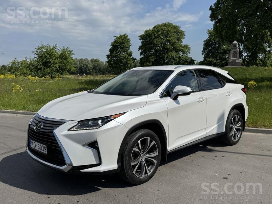 White Lexus RX 2016 in Riga, with an engine capacity of 2.00 L and mileage of 0 thousand km for 24550 €, photo 1 on AUTOMOTO.COM.LV