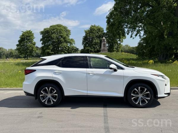 Balts Lexus RX 2016 Rīga, ar dzinēja tilpumu 2.00 L un nobraukumu 0 tūkst. km par 24550 €, foto 5 vietnē AUTOMOTO.COM.LV