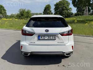 White Lexus RX 2016 in Riga, with an engine capacity of 2.00 L and mileage of 0 thousand km for 24550 €, photo 8 on AUTOMOTO.COM.LV