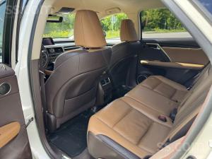 White Lexus RX 2016 in Riga, with an engine capacity of 2.00 L and mileage of 0 thousand km for 24550 €, photo 12 on AUTOMOTO.COM.LV