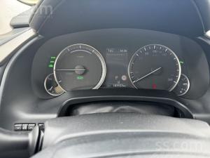 White Lexus RX 2016 in Riga, with an engine capacity of 3.50 L and mileage of 184 thousand km for 26500 €, photo 18 on AUTOMOTO.COM.LV