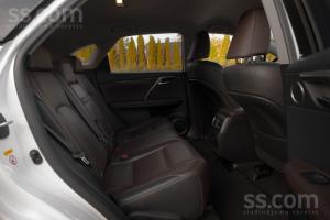 Balts Lexus RX 2017 Jelgava, ar dzinēja tilpumu 2.00 L un nobraukumu 0 tūkst. km par 23500 €, foto 13 vietnē AUTOMOTO.COM.LV