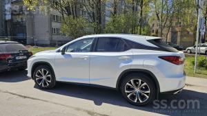 White Lexus RX 2017 in Riga, with an engine capacity of 2.00 L and mileage of 171 thousand km for 29500 €, photo 17 on AUTOMOTO.COM.LV