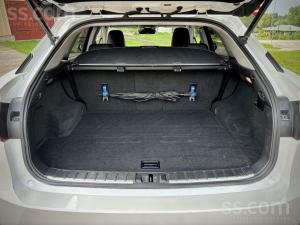 White Lexus RX 2018 in Riga, with an engine capacity of 3.50 L and mileage of 235 thousand km for 26900 €, photo 14 on AUTOMOTO.COM.LV
