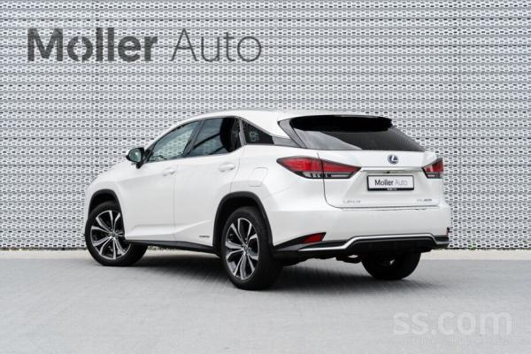 White Lexus RX 2020 in Riga, with an engine capacity of 3.50 L and mileage of 59 thousand km for 41500 €, photo 3 on AUTOMOTO.COM.LV