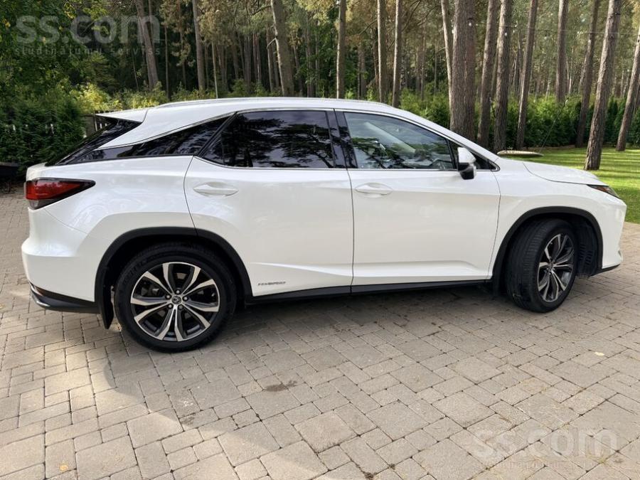 Белый Лексус РХ 2020 в Юрмала, объемом двигателя 3.50 л и пробегом 159 тыс. км за 36500 €, фото 5 на AUTOMOTO.COM.LV
