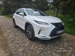 White Lexus RX 2021 in Tallinn, with an engine capacity of 3.50 L and mileage of 72 thousand km for 51800 €, photo 5 on AUTOMOTO.COM.LV