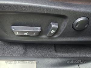 White Lexus RX 2021 in Tallinn, with an engine capacity of 3.50 L and mileage of 72 thousand km for 51800 €, photo 19 on AUTOMOTO.COM.LV