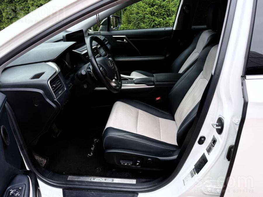Balts Lexus RX 2022 Rīga, ar dzinēja tilpumu 3.50 L un nobraukumu 34 tūkst. km par 55000 €, foto 16 vietnē AUTOMOTO.COM.LV