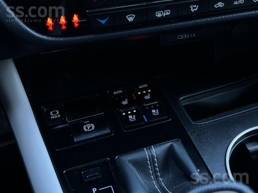 Balts Lexus RX 2022 Rīga, ar dzinēja tilpumu 3.50 L un nobraukumu 35 tūkst. km par 61900 €, foto 12 vietnē AUTOMOTO.COM.LV
