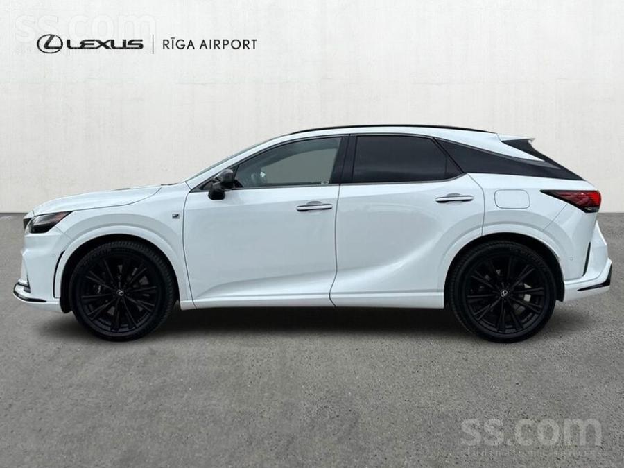 Balts Lexus RX 2023 Rīga, ar dzinēja tilpumu 2.40 L un nobraukumu 68 tūkst. km par 68300 €, foto 4 vietnē AUTOMOTO.COM.LV