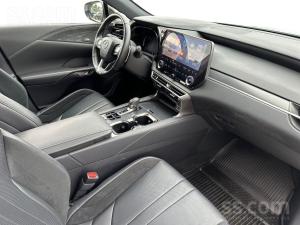 Balts Lexus RX 2023 Rīga, ar dzinēja tilpumu 2.40 L un nobraukumu 68 tūkst. km par 68300 €, foto 7 vietnē AUTOMOTO.COM.LV