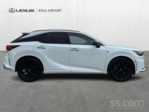 Balts Lexus RX 2023 Rīga, ar dzinēja tilpumu 2.40 L un nobraukumu 68 tūkst. km par 68300 €, foto 17 vietnē AUTOMOTO.COM.LV