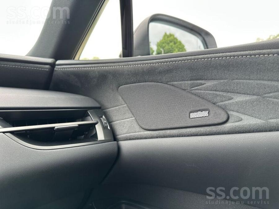 Balts Lexus RX 2023 Rīga, ar dzinēja tilpumu 2.40 L un nobraukumu 68 tūkst. km par 68300 €, foto 23 vietnē AUTOMOTO.COM.LV
