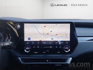 Balts Lexus RX 2024 Rīga, ar dzinēja tilpumu 2.50 L un nobraukumu 68 tūkst. km par 63000 €, foto 18 vietnē AUTOMOTO.COM.LV