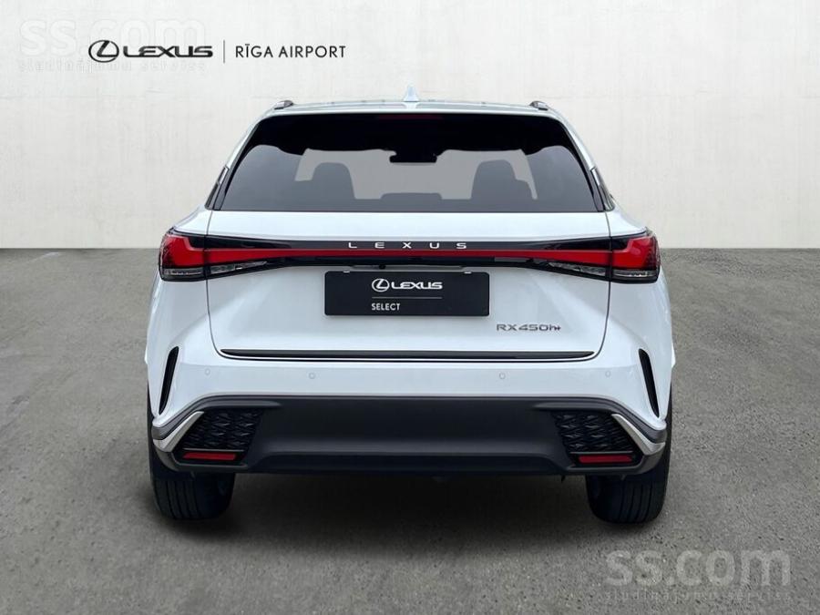 Balts Lexus RX 2025 Rīga, ar dzinēja tilpumu 2.50 L un nobraukumu 13 tūkst. km par 76900 €, foto 5 vietnē AUTOMOTO.COM.LV
