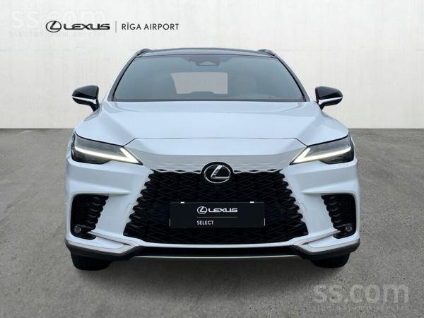 White Lexus RX 2025 in Riga, with an engine capacity of 2.50 L and mileage of 13 thousand km for 76900 €, photo 5 on AUTOMOTO.COM.LV
