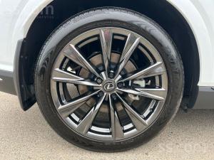 Balts Lexus RX 2025 Rīga, ar dzinēja tilpumu 2.50 L un nobraukumu 13 tūkst. km par 76900 €, foto 16 vietnē AUTOMOTO.COM.LV