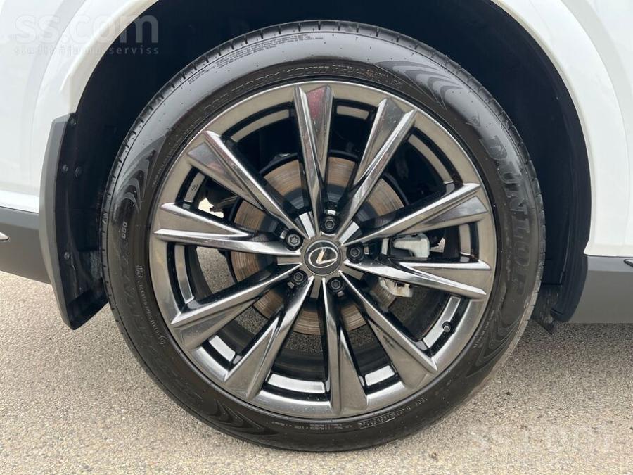 Balts Lexus RX 2025 Rīga, ar dzinēja tilpumu 2.50 L un nobraukumu 13 tūkst. km par 76900 €, foto 16 vietnē AUTOMOTO.COM.LV