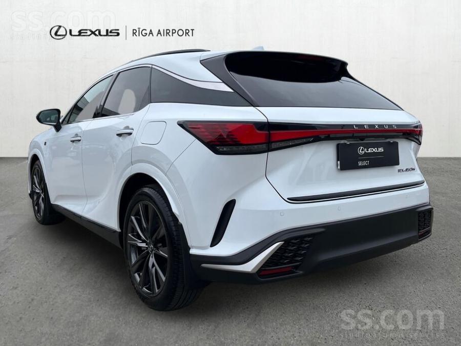 Balts Lexus RX 2025 Rīga, ar dzinēja tilpumu 2.50 L un nobraukumu 13 tūkst. km par 76900 €, foto 18 vietnē AUTOMOTO.COM.LV