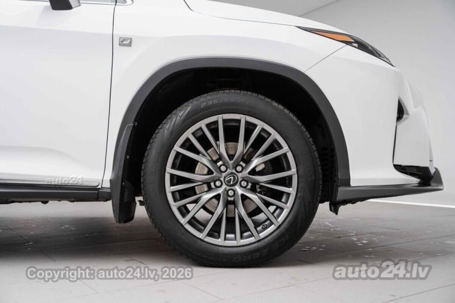 Balts Lexus RX 2017 Tallina, ar dzinēja tilpumu 3.50 L un nobraukumu 110 tūkst. km par 39500 €, foto 15 vietnē AUTOMOTO.COM.LV