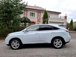 Balts Lexus RX 2010 Tallina, ar dzinēja tilpumu 3.50 L un nobraukumu 250 tūkst. km par 9500 €, foto 4 vietnē AUTOMOTO.COM.LV