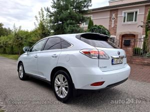 Balts Lexus RX 2010 Tallina, ar dzinēja tilpumu 3.50 L un nobraukumu 250 tūkst. km par 9500 €, foto 7 vietnē AUTOMOTO.COM.LV