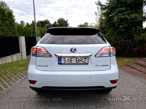 Balts Lexus RX 2010 Tallina, ar dzinēja tilpumu 3.50 L un nobraukumu 250 tūkst. km par 9500 €, foto 8 vietnē AUTOMOTO.COM.LV