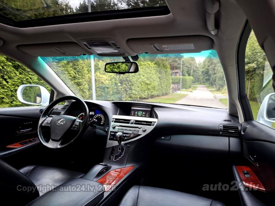 Balts Lexus RX 2010 Tallina, ar dzinēja tilpumu 3.50 L un nobraukumu 250 tūkst. km par 9500 €, foto 12 vietnē AUTOMOTO.COM.LV