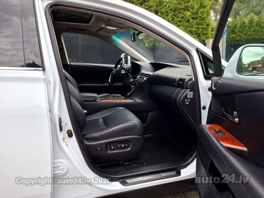 Balts Lexus RX 2010 Tallina, ar dzinēja tilpumu 3.50 L un nobraukumu 250 tūkst. km par 9500 €, foto 13 vietnē AUTOMOTO.COM.LV