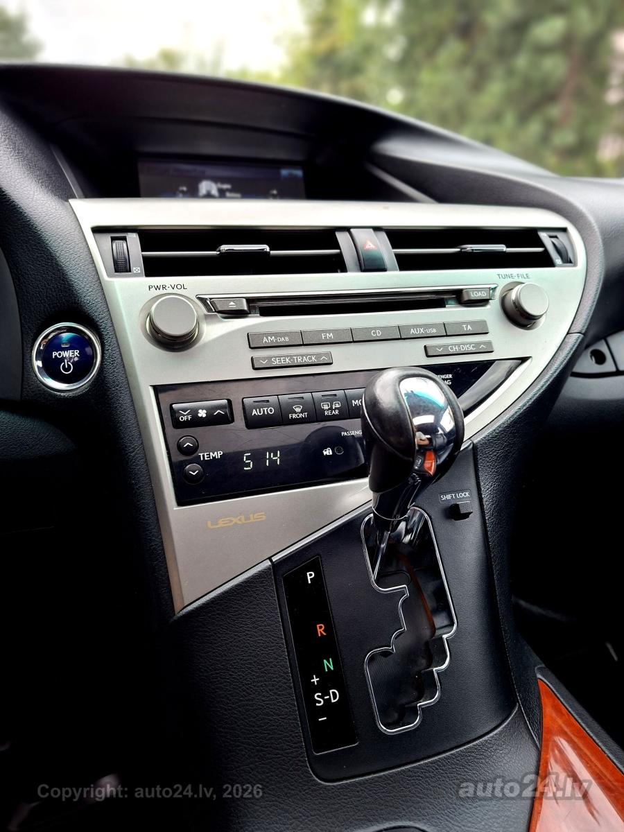 Balts Lexus RX 2010 Tallina, ar dzinēja tilpumu 3.50 L un nobraukumu 250 tūkst. km par 9500 €, foto 18 vietnē AUTOMOTO.COM.LV