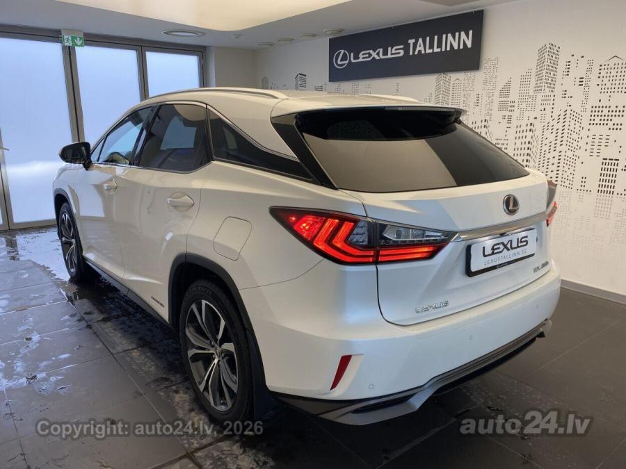 Balts Lexus RX 2017 Tallina, ar dzinēja tilpumu 3.50 L un nobraukumu 213 tūkst. km par 31900 €, foto 2 vietnē AUTOMOTO.COM.LV