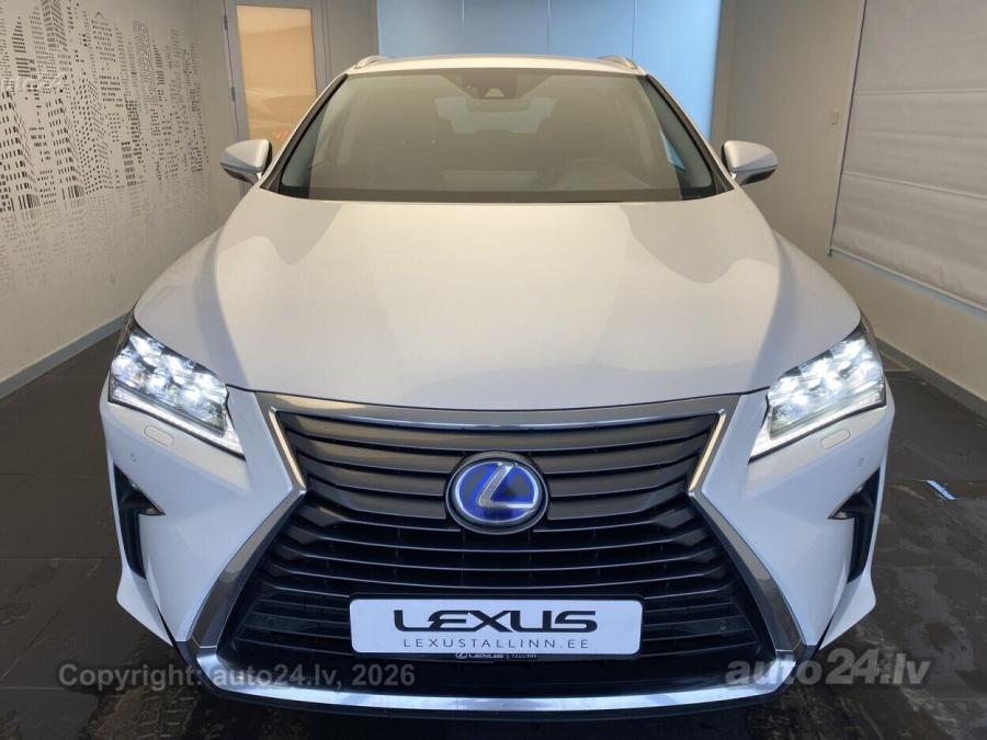Balts Lexus RX 2017 Tallina, ar dzinēja tilpumu 3.50 L un nobraukumu 213 tūkst. km par 31900 €, foto 4 vietnē AUTOMOTO.COM.LV