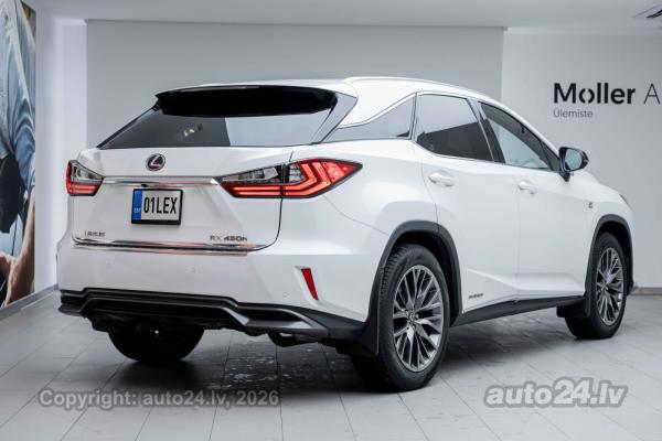 Balts Lexus RX 2017 Tallina, ar dzinēja tilpumu 3.50 L un nobraukumu 132 tūkst. km par 39000 €, foto 6 vietnē AUTOMOTO.COM.LV